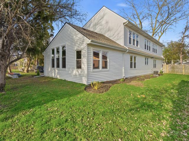 48 Birchwood Avenue