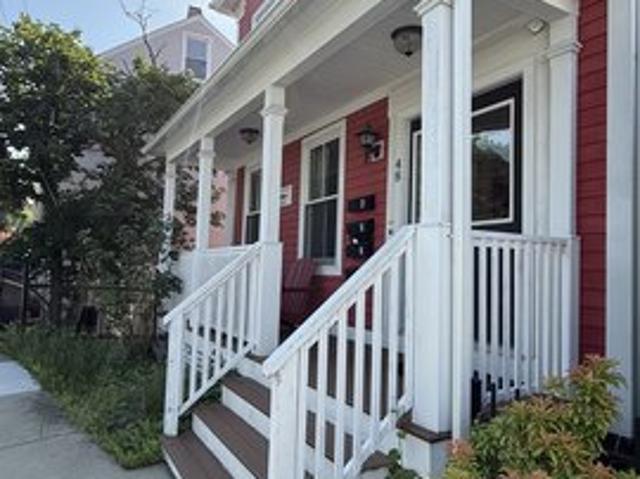 48 Blinman St Apt 2, New London, CT 06320
