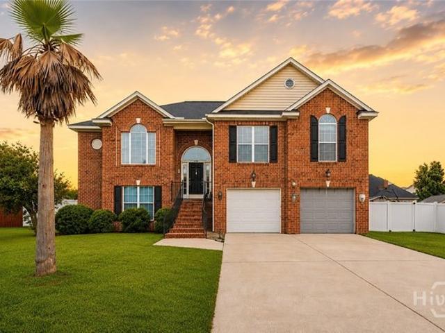 48 Bush Ct, Richmond Hill, GA 31324