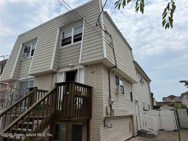 48 Cameron Ave, Staten Island, NY 10305