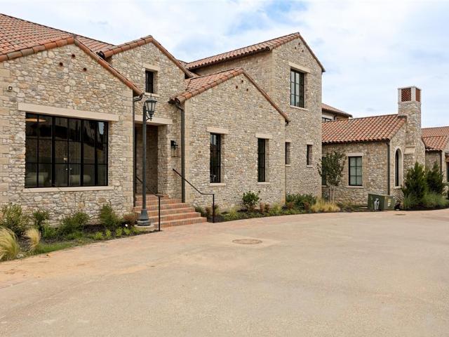 48 Cardona Drive