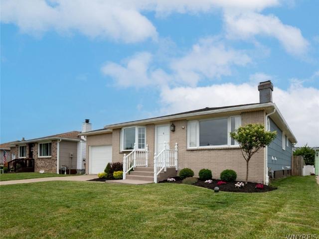 48 Castlewood Drive