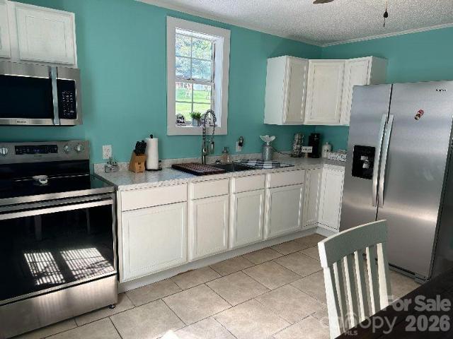 48 Circle Ln, Marion, NC 28752 | MLS #4350 | Compass