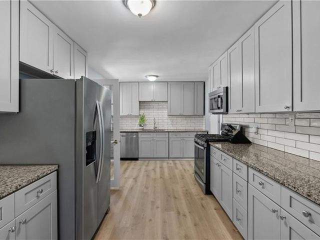 48 Cornwall Ter, Hampton, VA 23666
