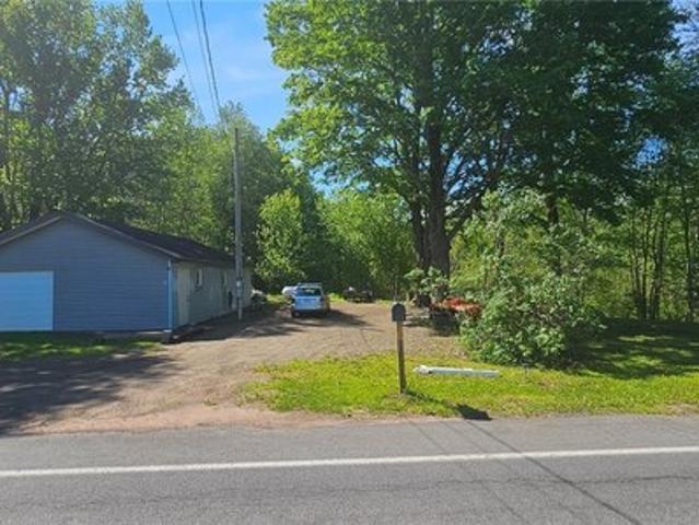 48 County Route 26, Central Square, NY 13167