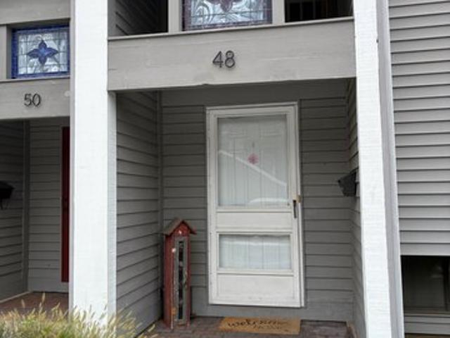 48 Crossroads Ln Unit 48, Glastonbury, CT 06033
