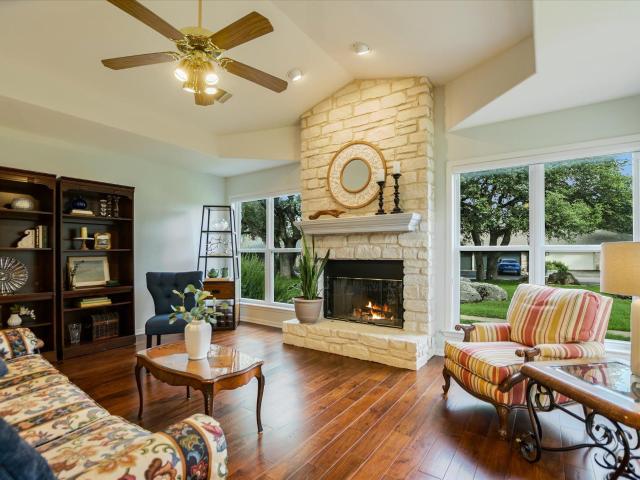 48 Cypress Pt