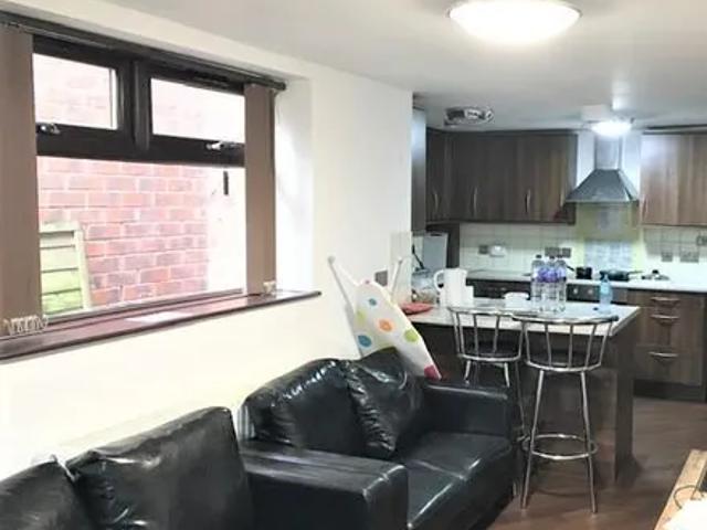 48 Dale Road, Metchley, B29 6AG, United Kingdom | 6 bed townhouse for rent #91459102 | Rentberry