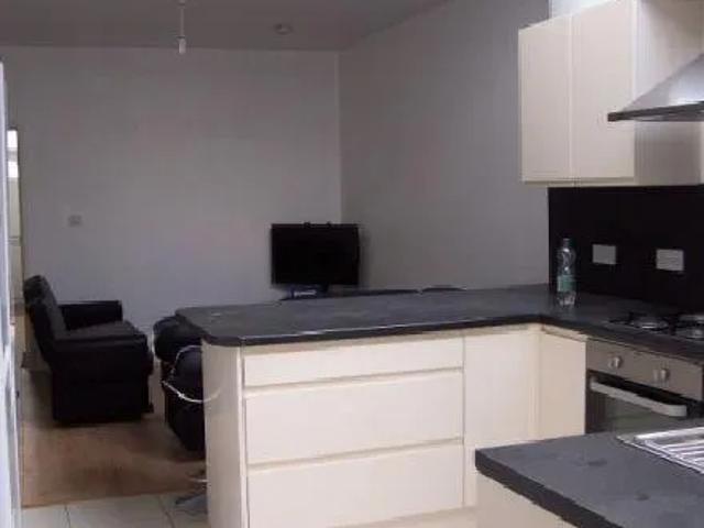 48 Dale Road, Metchley, B29 6AG, United Kingdom | Room for rent #135186638 | Rentberry