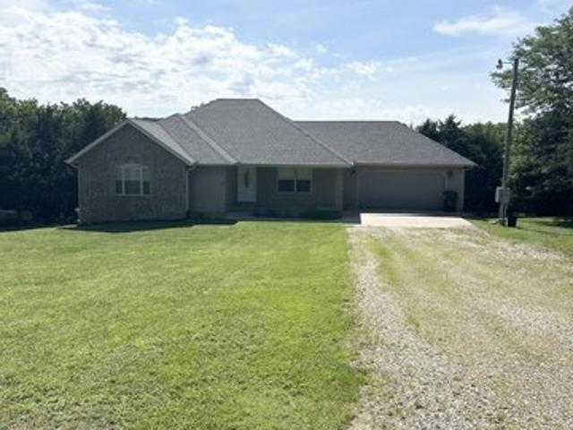 48 Drop Tine Dr, Strafford, MO 65757