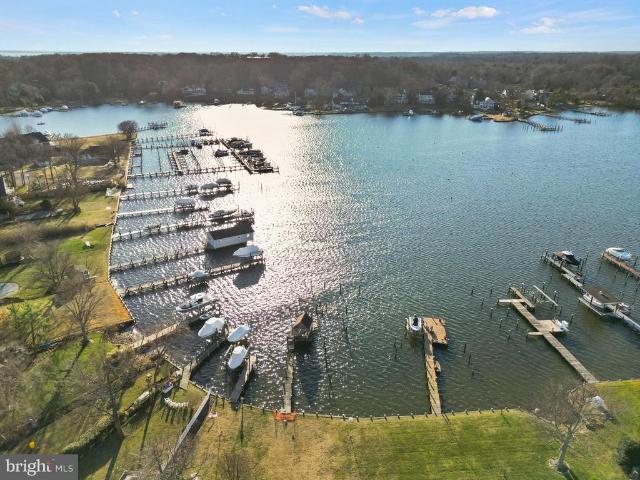 48 E Lake Drive