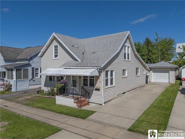 48 E Pine St, Dunkirk, NY 14048