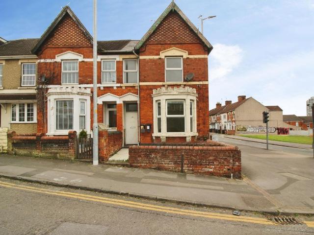48 Eastcott Hill, Swindon SN1, 2 bed maisonette to rent, £1,000 pcm | PrimeLocation