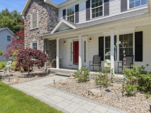 48 Egmont Court