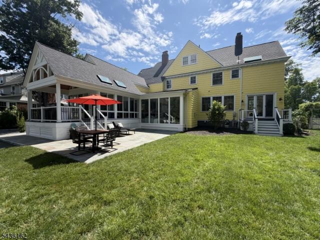 48 Edgemont Rd