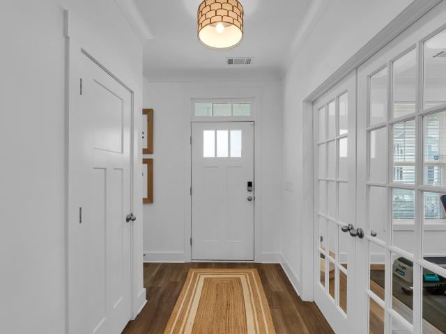 48 Elmsley Road