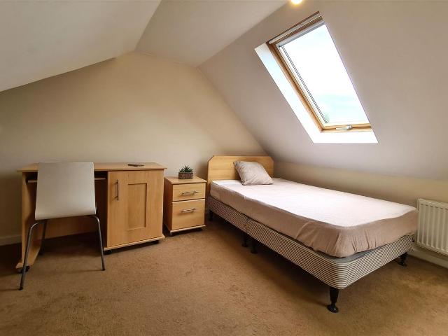 48 Elizabeth Way, Cambridge CB4, 4 bed shared accommodation to rent, £675 pcm | PrimeLocation