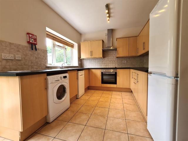 48 Elizabeth Way, Cambridge CB4, 2 bed shared accommodation to rent, £675 pcm | PrimeLocation