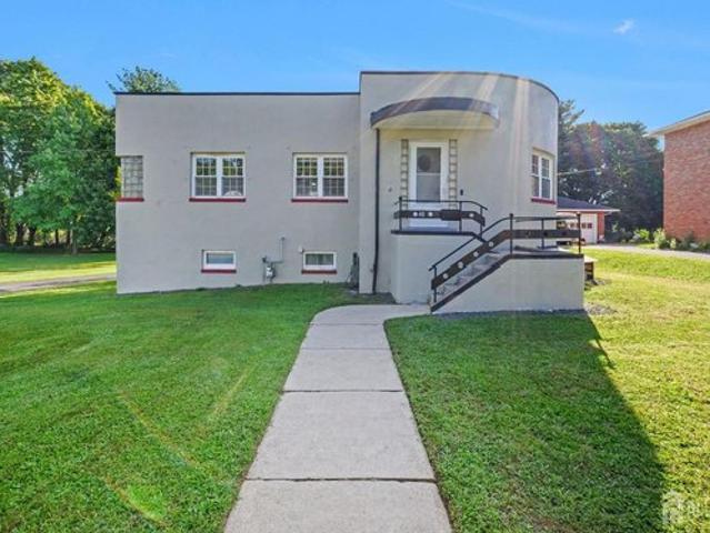 48 Elwood Ave, Flemington, NJ 08822