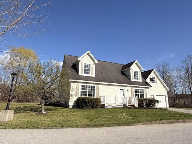 48 Griswold Dr, Rutland, VT 05701