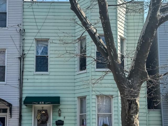 48 Hausman Street