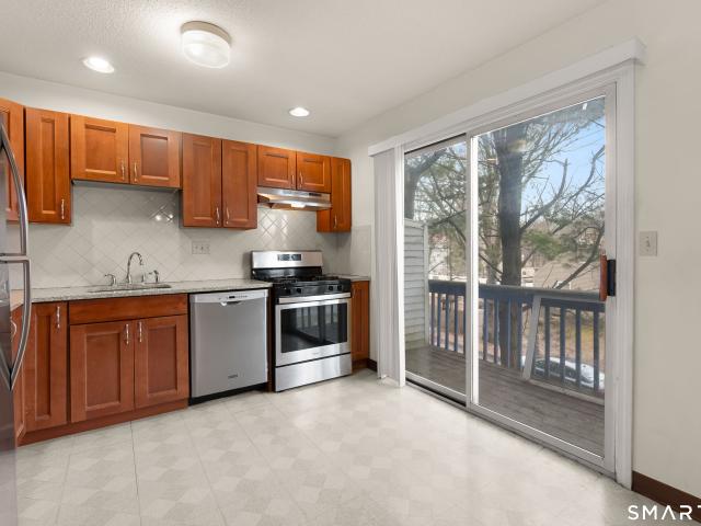 48 Homeside Ave, Unit 4, West Haven, CT 06516 | MLS #24160 | Compass