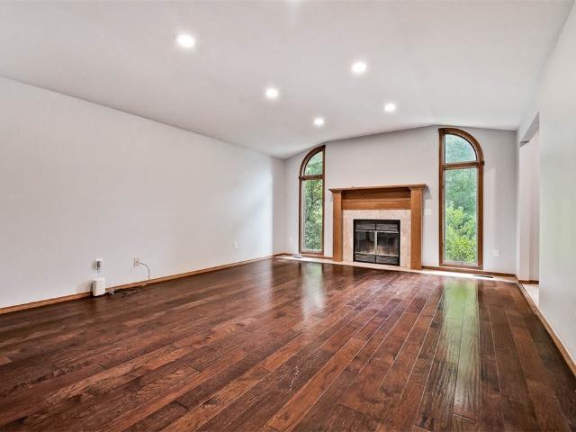 48 Huskins Circle