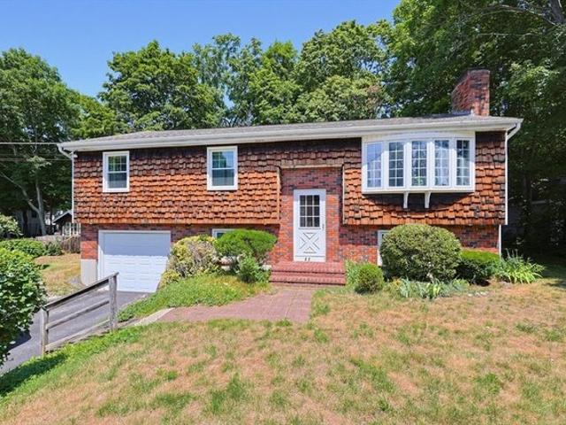 48 Jackson St, North Attleboro, MA 02763