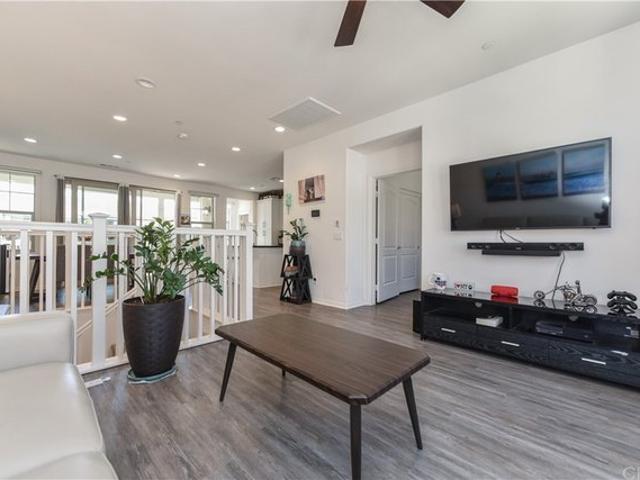 48 Jaripol Cir, Rancho Mission Viejo, CA 92694