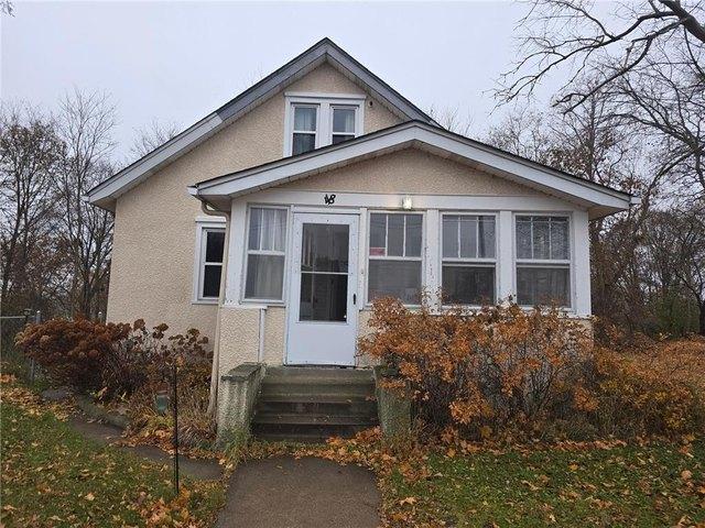 48 Jessamine Ave E, Saint Paul, MN 55117