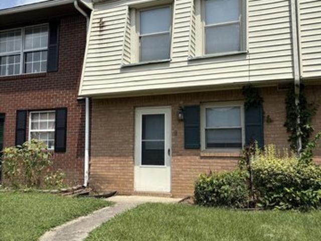 48 Judy Ann Ct, Winchester, KY 40391