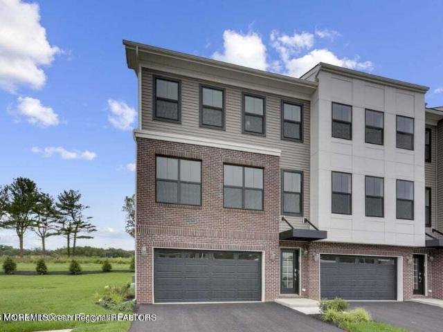 48 Kelly Way