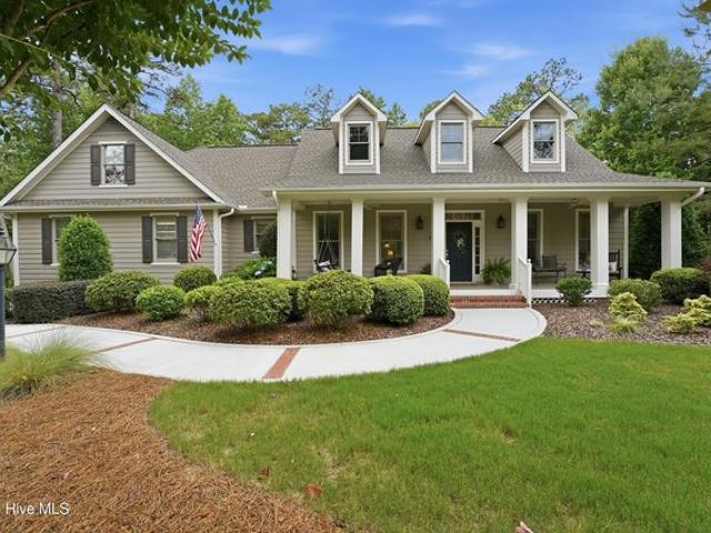 48 Kilbride Dr, Pinehurst, NC 28374