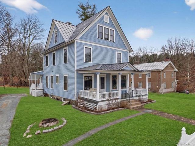48 Kirks Rd, Narrowsburg, NY 12764