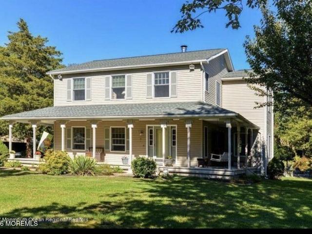 48 Larrabee Blvd, Howell, NJ 07731