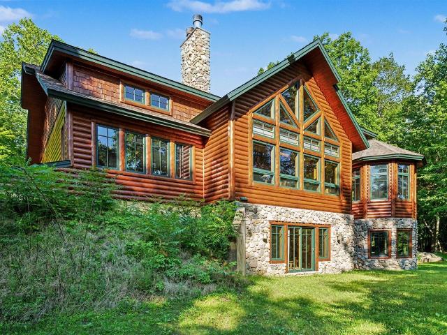 48 Longmeadow Lane
