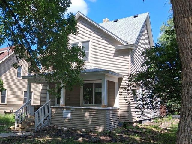 48 McKinley Pl N, Saint Cloud, MN 56303