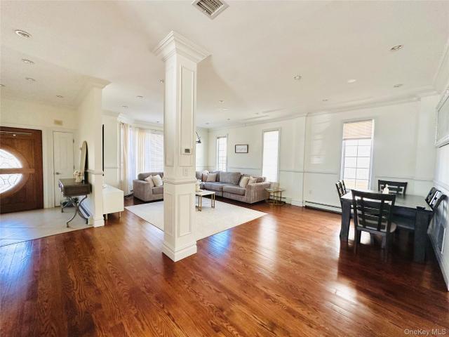 48 MacFarland Avenue