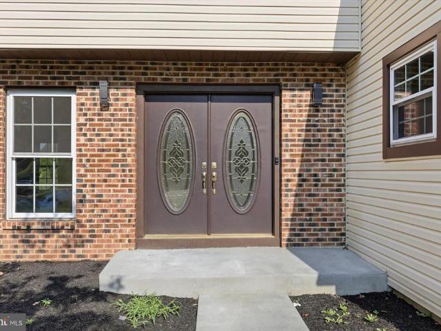 48 Meadowrue Court