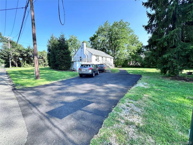 48 Medway Avenue