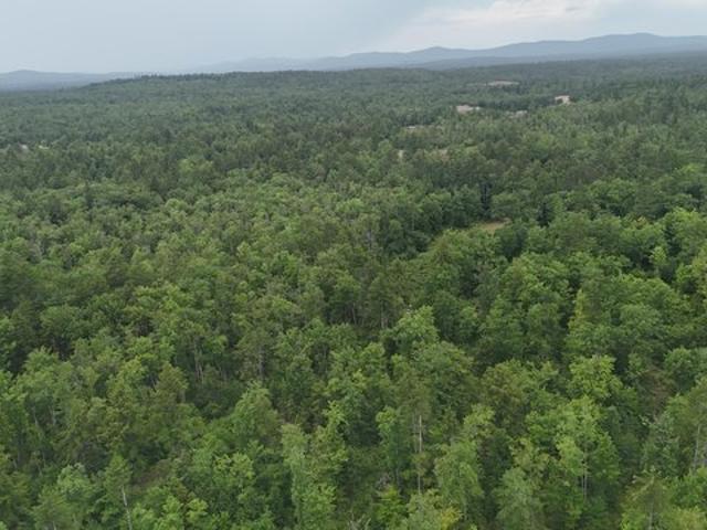 48 Middle Rd, Standish, ME 04084