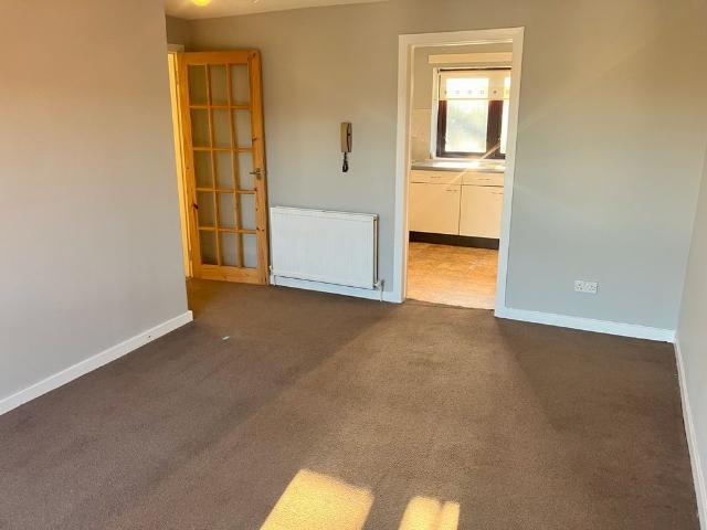 48 Moorfoot Avenue, Glasgow, PA2 8AG