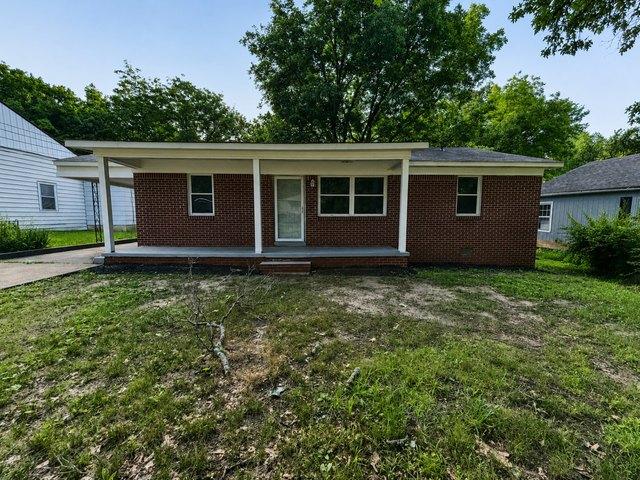 48 North Ave, Jackson, TN 38301
