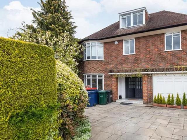 48 Norrice Lea, London, N2 0RL, United Kingdom | 6 bed duplex for rent #42777265 | Rentberry