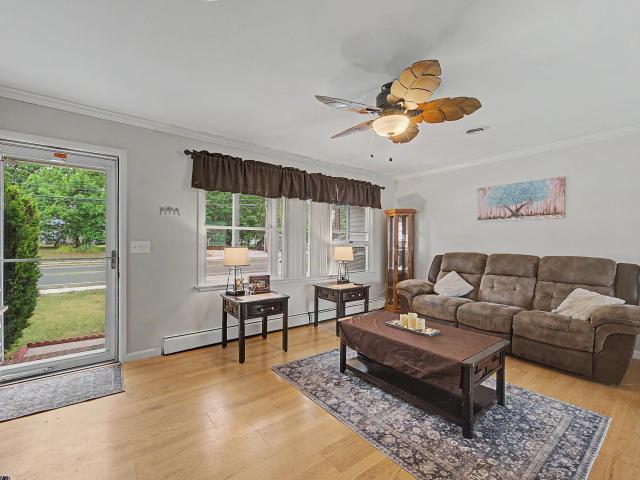 48 oak Ln