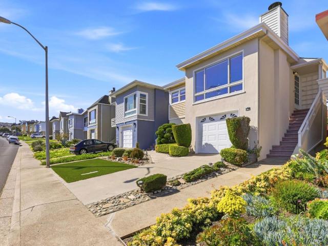 48 Park Manor Drive