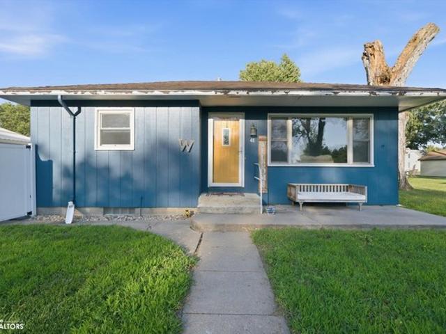 48 Park St, Griswold, IA 51535
