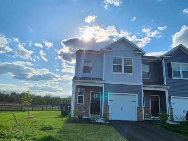48 Peregrine Way