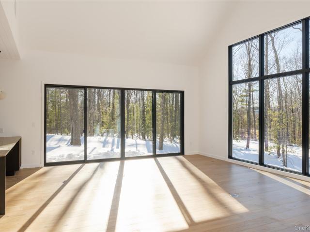 48 Pine Grove Road
