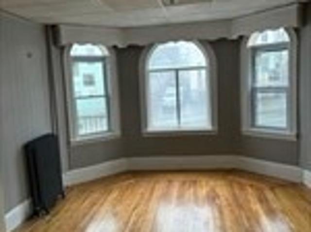 48 Providence St, Unit 1, Worcester, MA 01604 | MLS #73505 | Compass